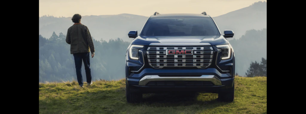 2026 GMC Terrain Interior & Exterior Highlights | Brown GM Port Perry